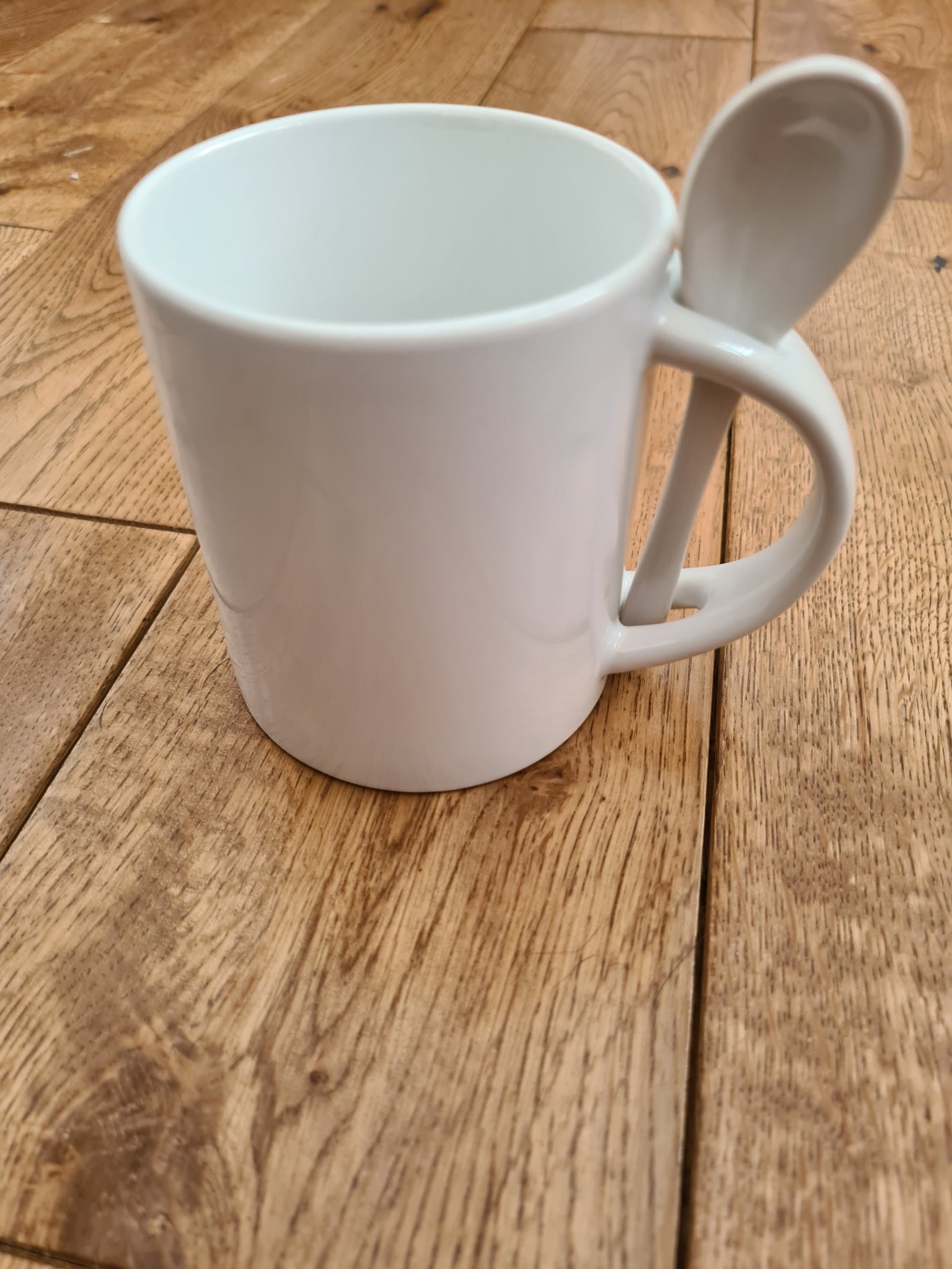 11oz Ceramic Mug & Spoon & Smash Proof Box – Mackie Direct